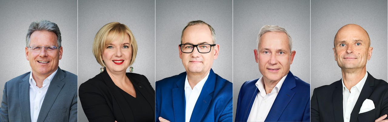 Board Members & Supervisory Board